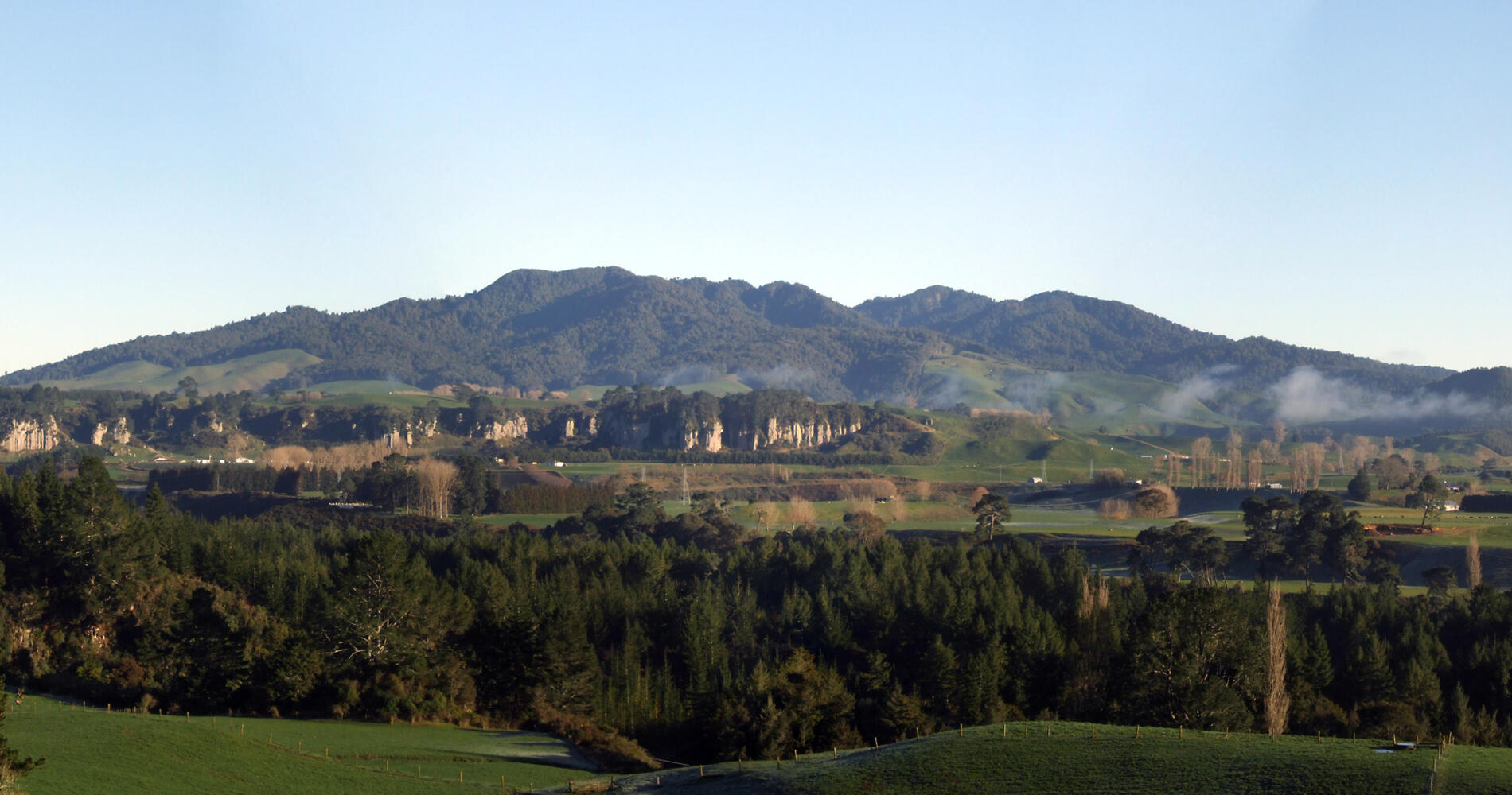 Mount Maungatautari and Arapuni | Hamilton - Waikato, New Zealand