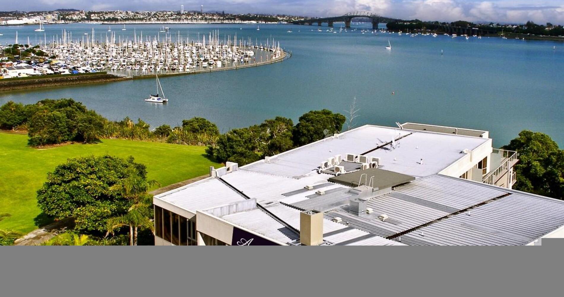 Auckland Takapuna Oaks | Accommodation in Auckland, New Zealand