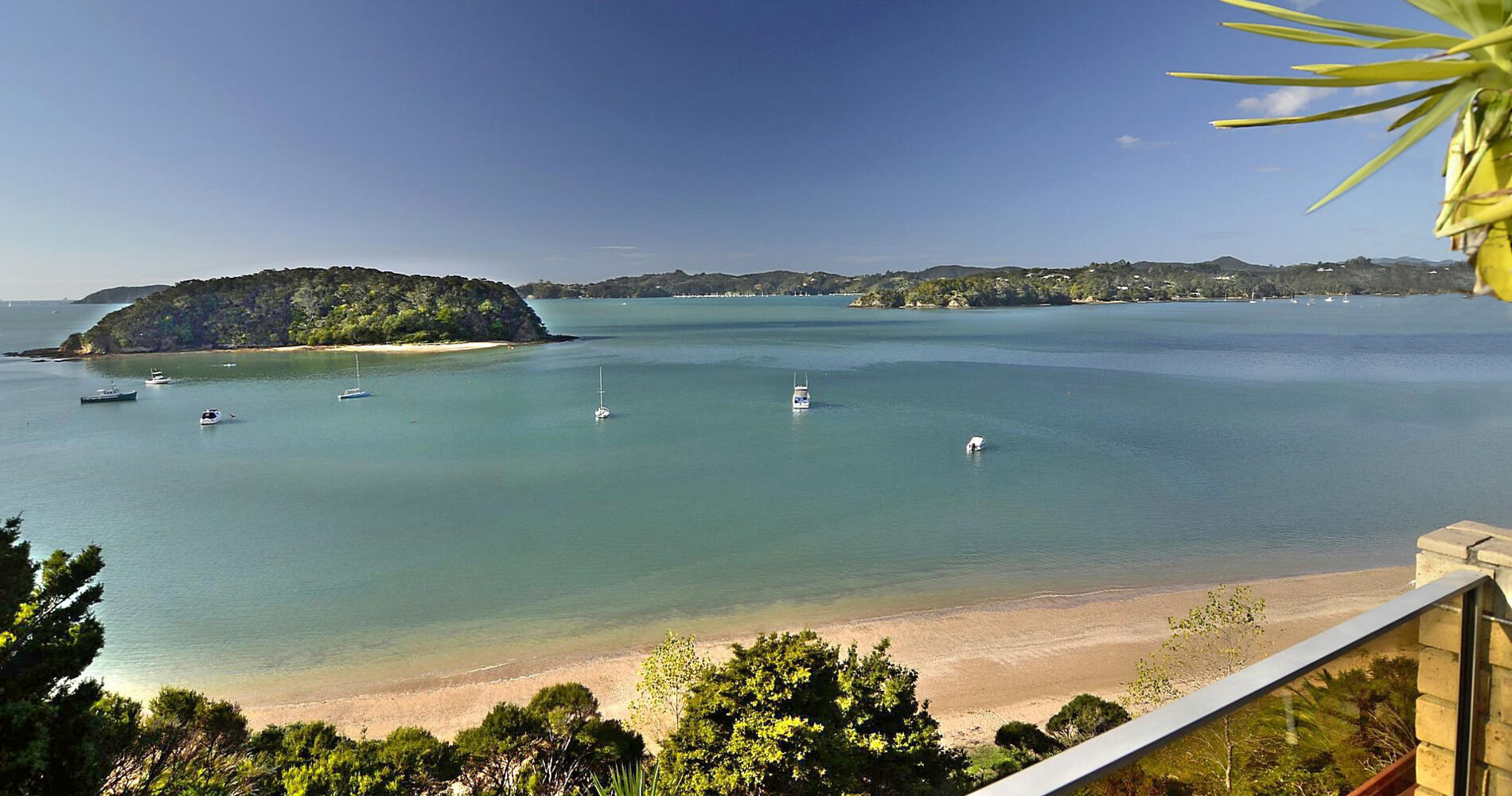 Bay of Islands Beach House | Accommodation in Northland & Bay of ...