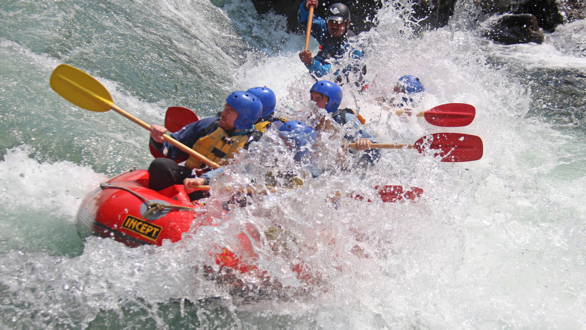 Grade 5 White Water Rafting on the Rangitikei River with River Valley ...