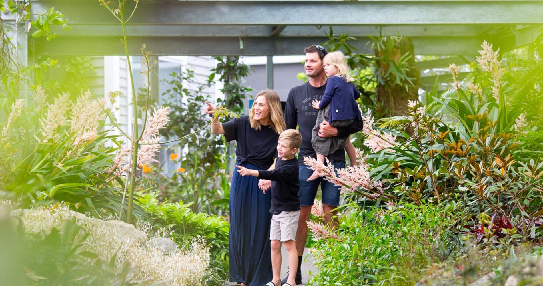 Pukeiti | Activities & Day Trips in Taranaki, New Zealand