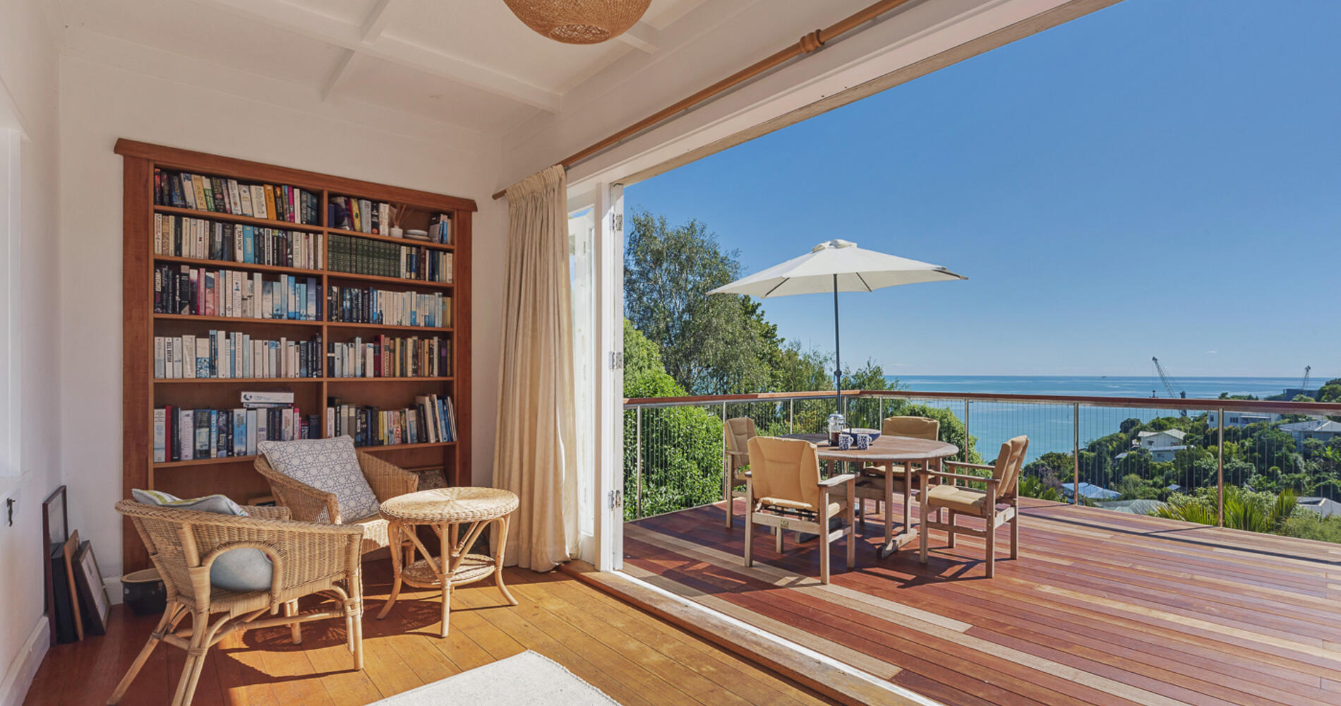 Sea Song - Nelson Waterfront Holiday Home | Accommodation in Nelson ...