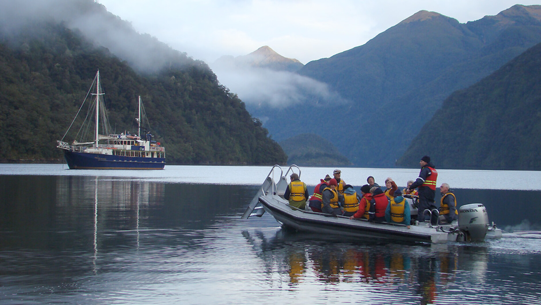 Discovery Expeditions - RealNZ | Multi-Day Tours & Packages