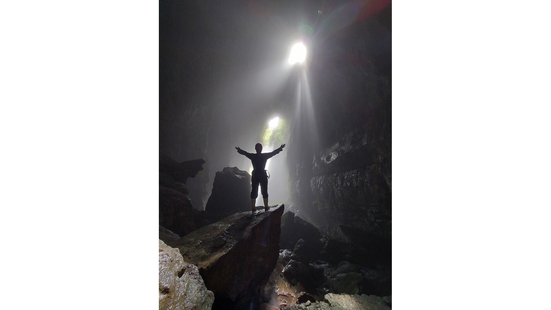 Lost World Half Day Option - 100 Metre Abseil & Cave Exploration ...