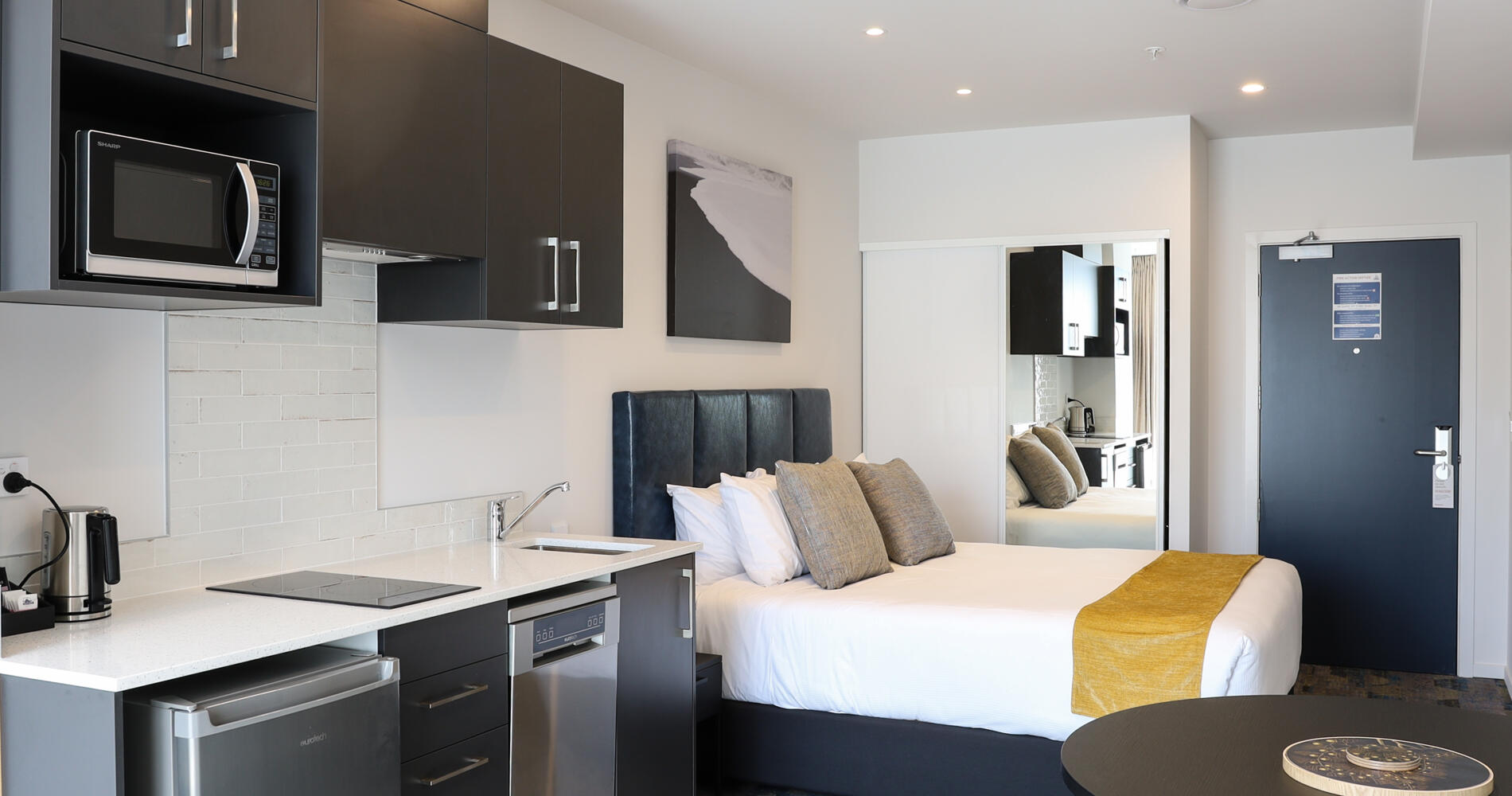 Ramada By Wyndham Wellington | Accommodation in Wellington, New Zealand