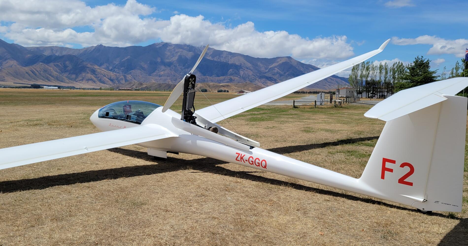 1 Hour Scenic Glider Flight from Omarama | Activities & Day Trips in ...