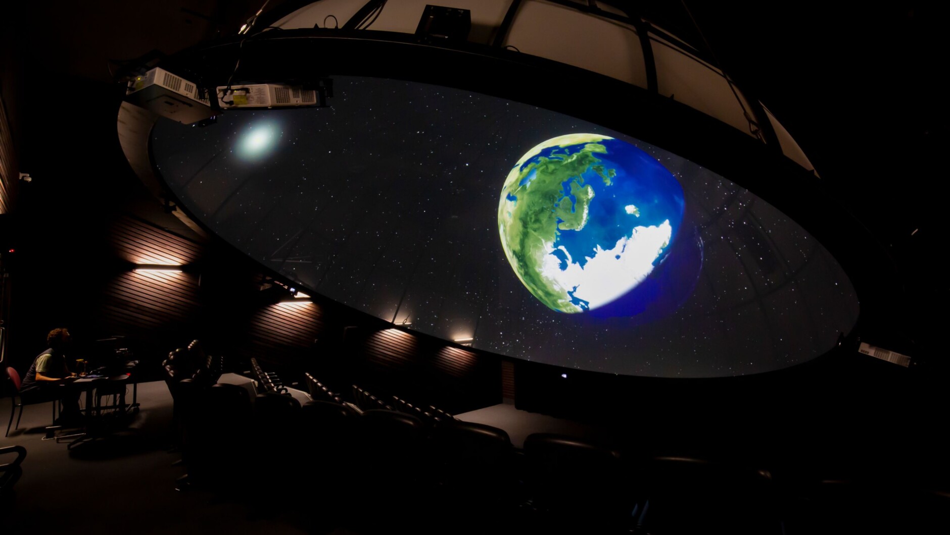 Big Sky Stargazing - Indoor Planetarium Show | Activities & Day Trips ...