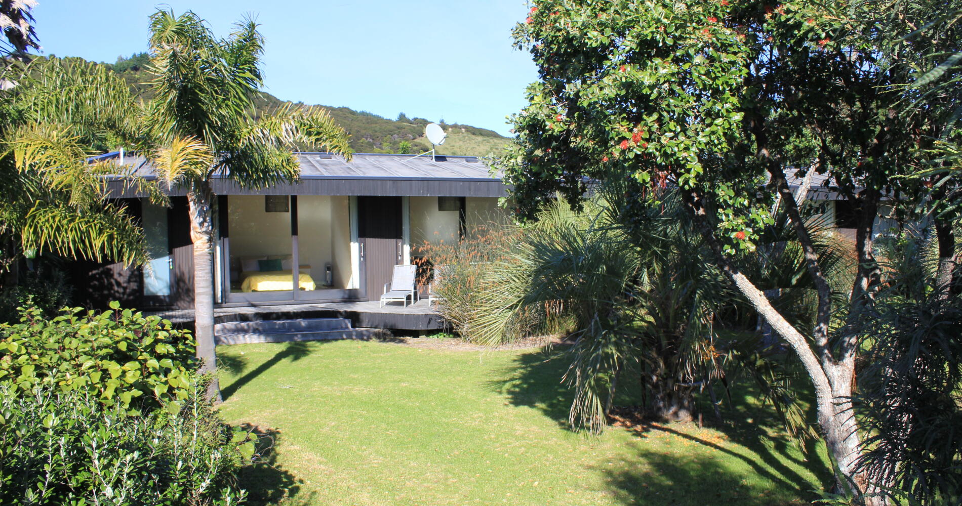 Hot Water Beach Accommodation - Bures | Accommodation in The Coromandel ...