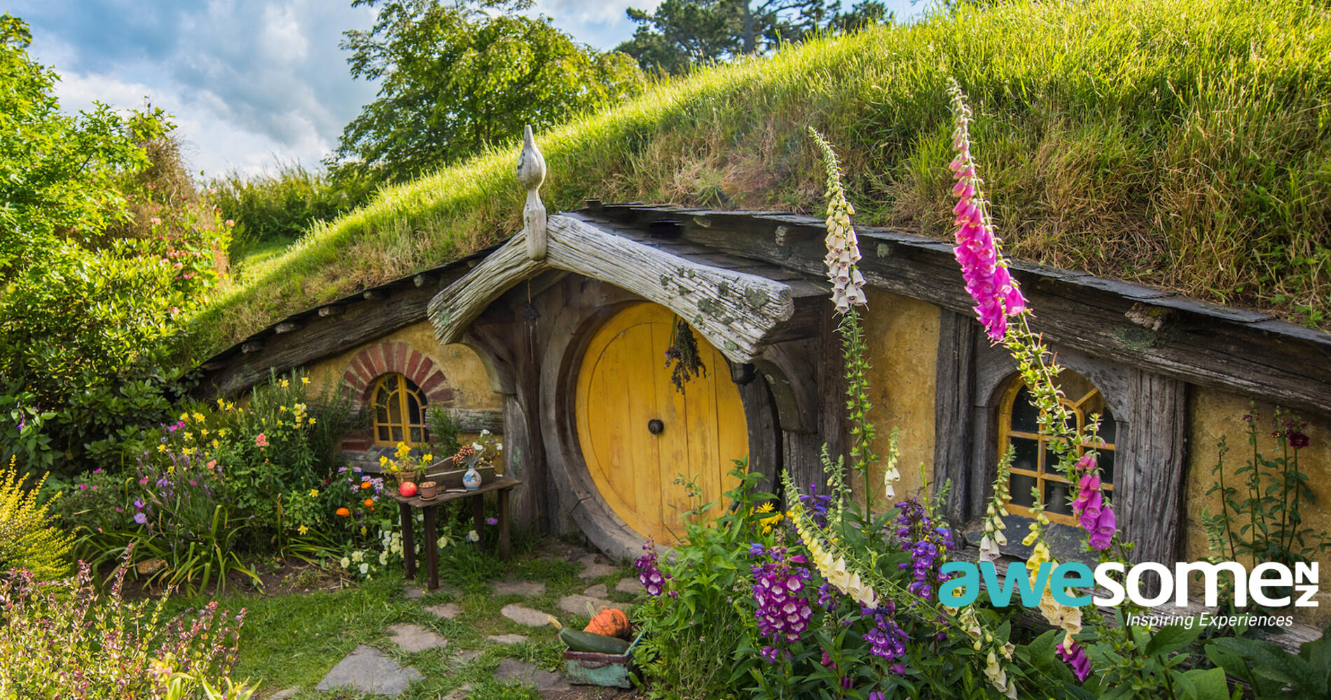 Hobbiton Movie Set Tour from Rotorua to Auckland - awesomeNZ.com ...