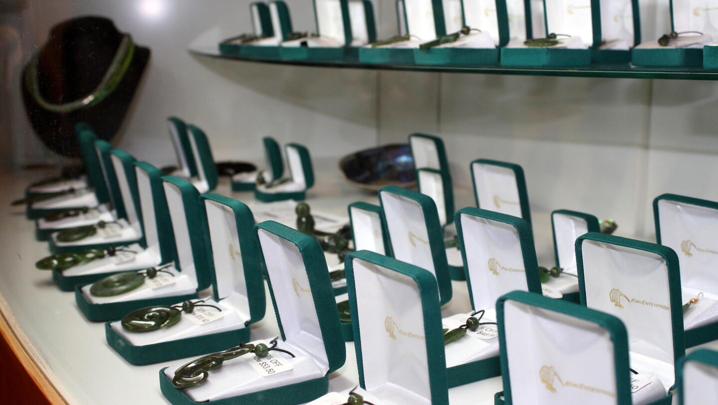 The Wrinkly Rams - Sheep Shearing Show | Activity in Waitaki, New Zealand