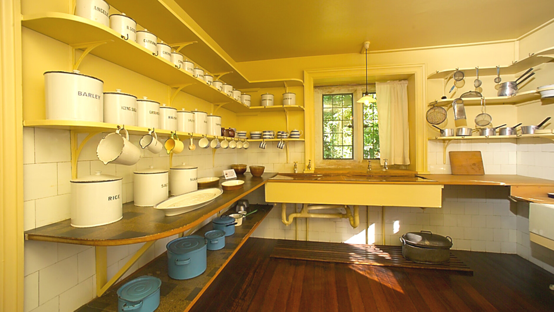 Olveston Historic Home | Activities & Day Trips in Dunedin, New Zealand