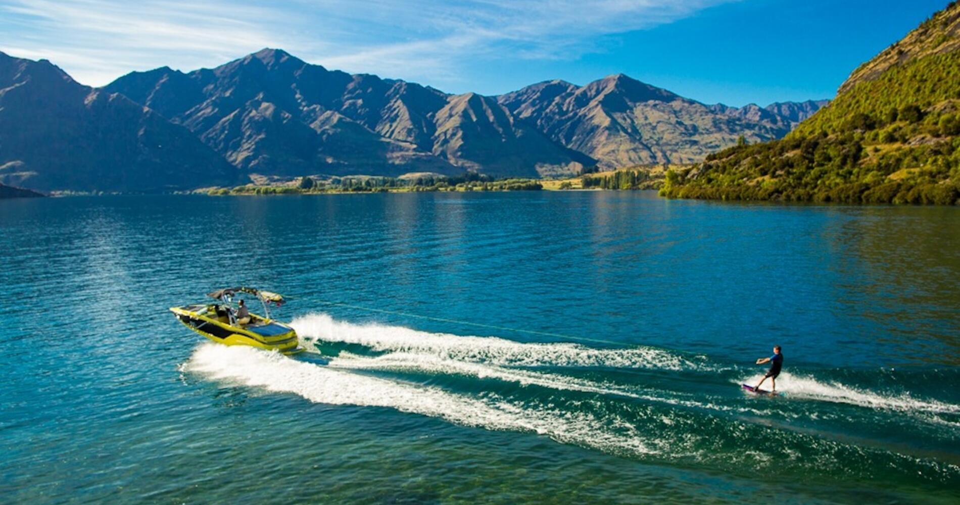 Wake Wanaka | Activities & Day Trips in Wānaka, New Zealand
